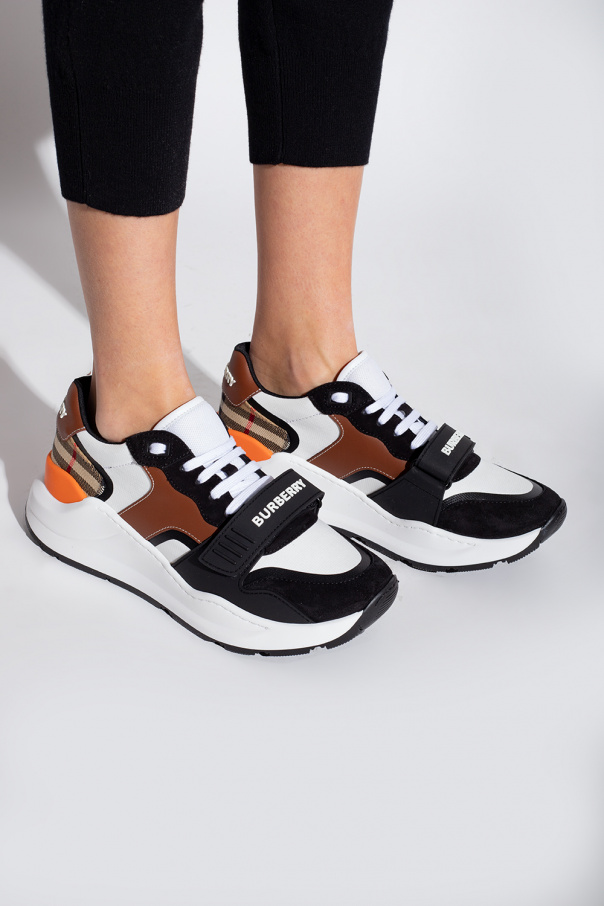 Burberry brit sneakers store